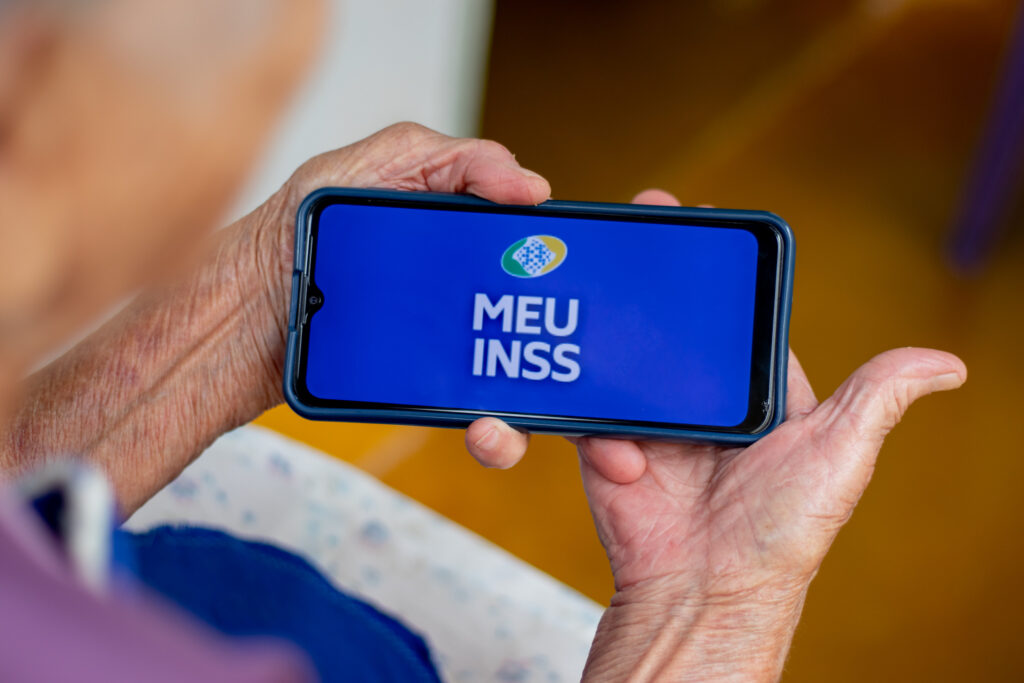 Se você é beneficiário do INSS é possível que tenha algum valor ...