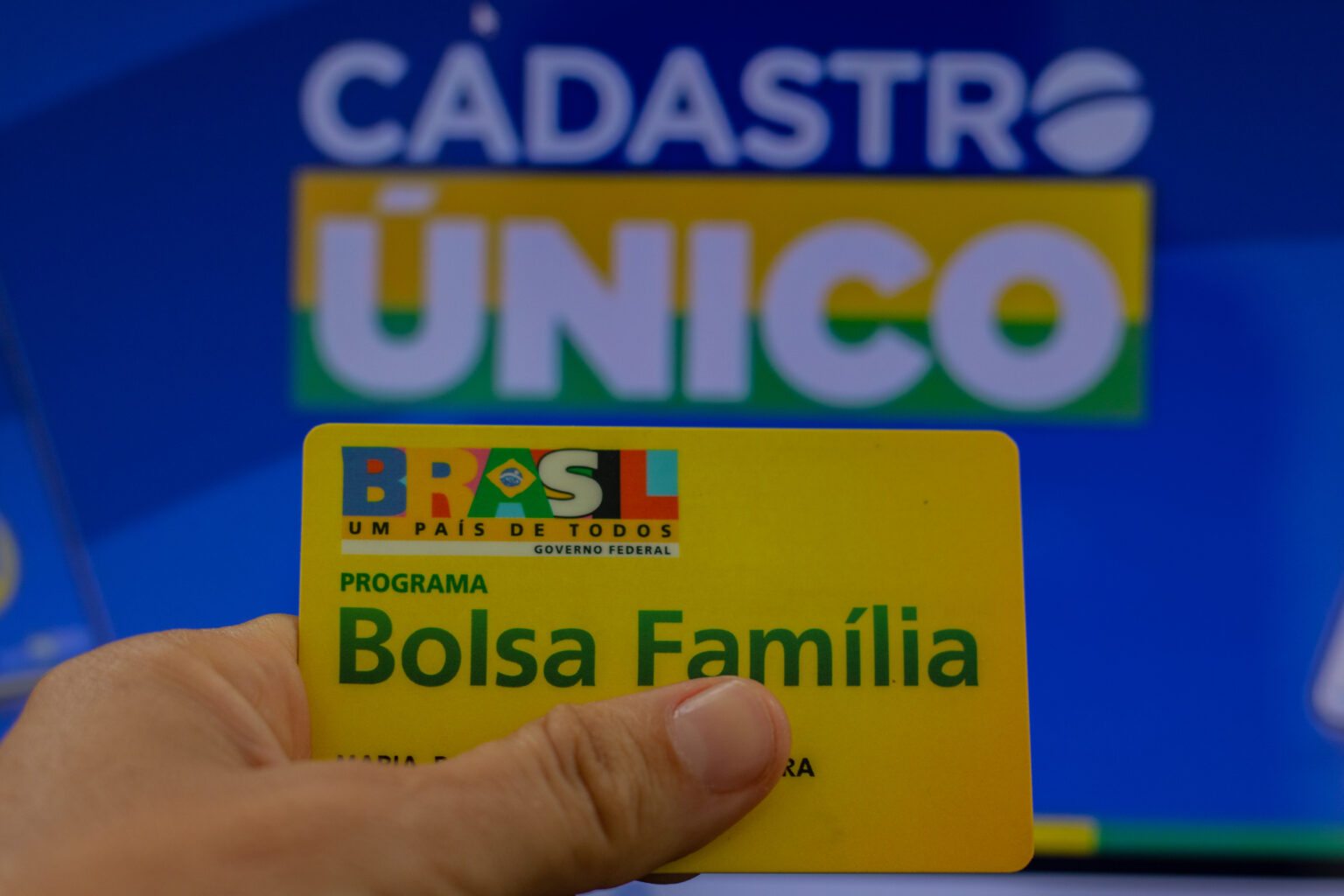 Fila de ESPERA para o Bolsa Família é de 90 dias; entenda Fila de ESPERA para o Bolsa Família é de 90 dias; entenda