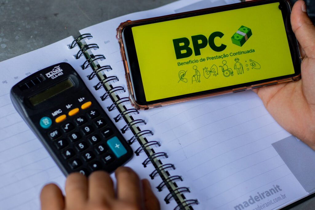 Novo auxílio EXTRA do BPC: como receber mais R$ 250 em AGORA?