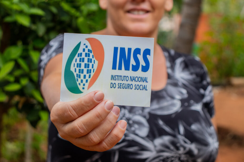 INSS atualizado! Confira a nova tabela de contribuição para autônomos 2025