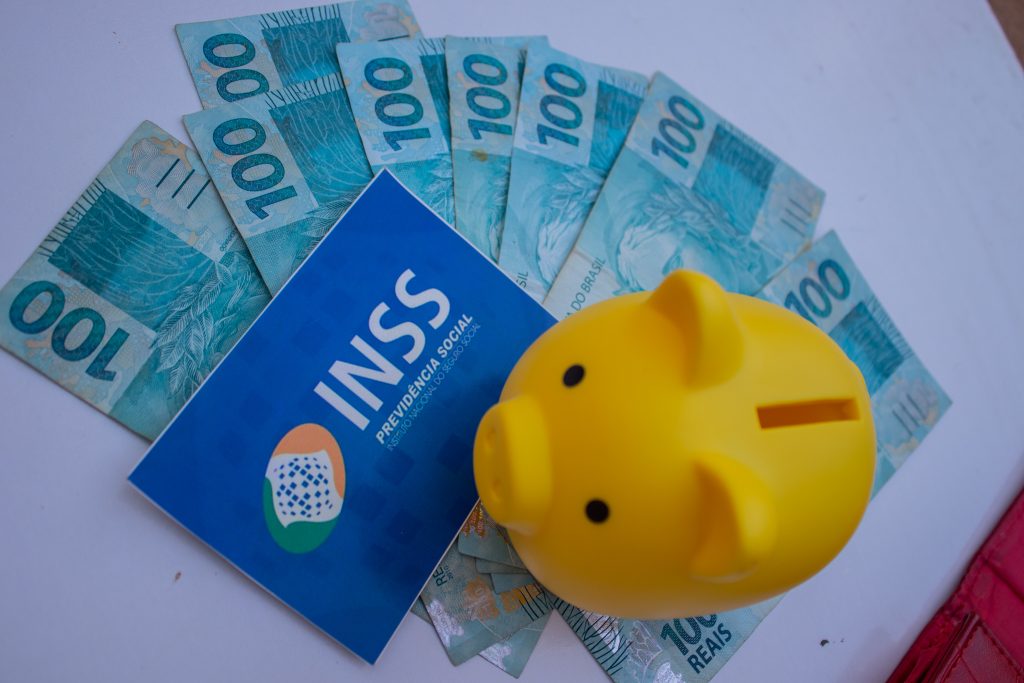 Beneficiários do INSS podem receber o pagamento mais cedo