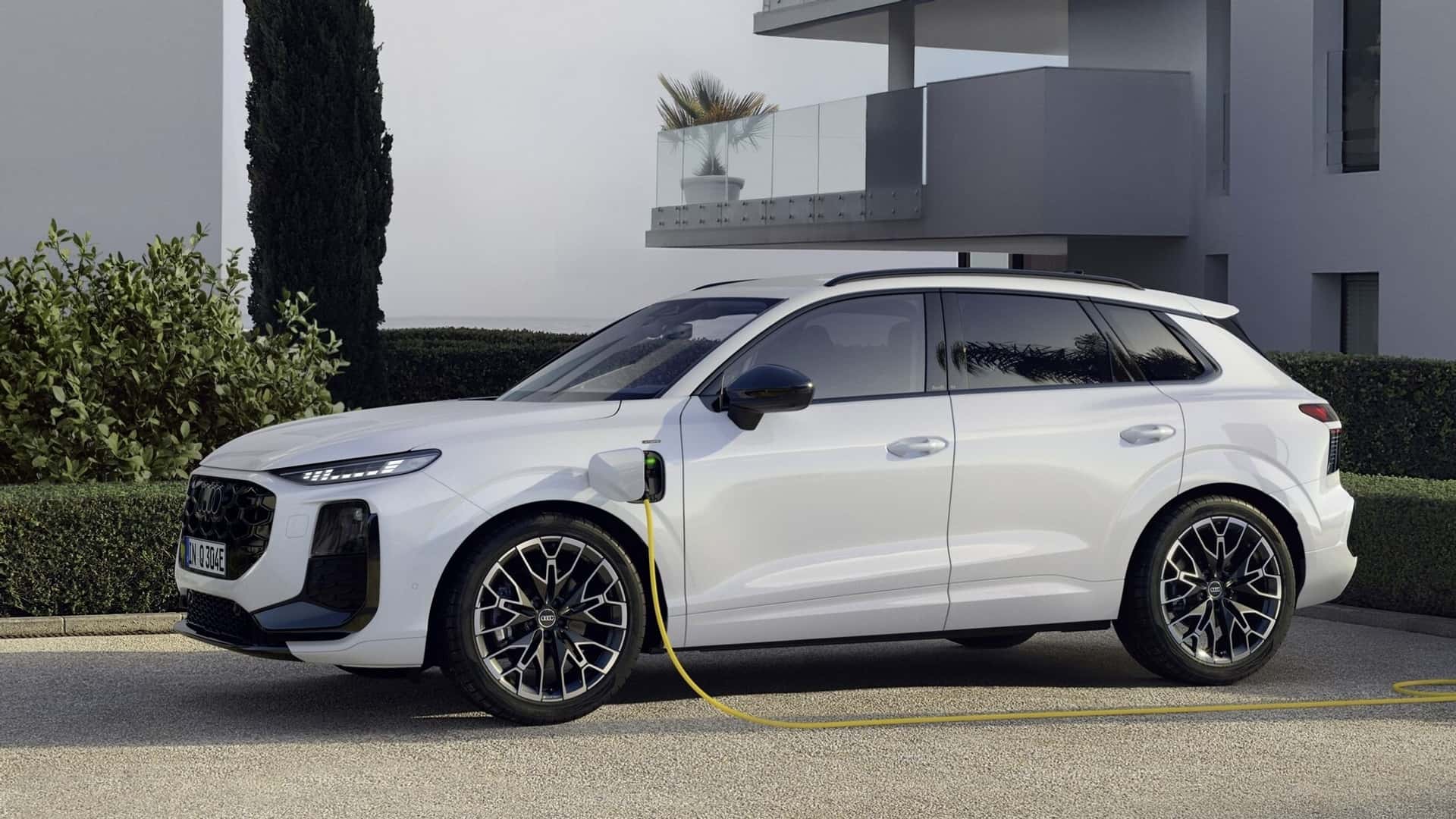 Audi Q3 2025 e-hybrid: preço, motorização e autonomia