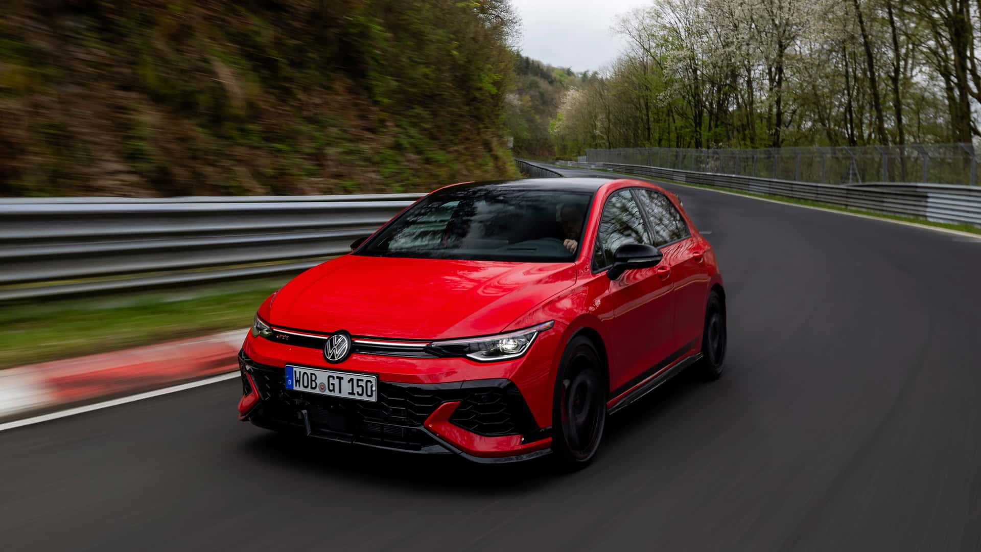 VW Golf GTI seguirá por mais tempo, mesmo com motor híbrido