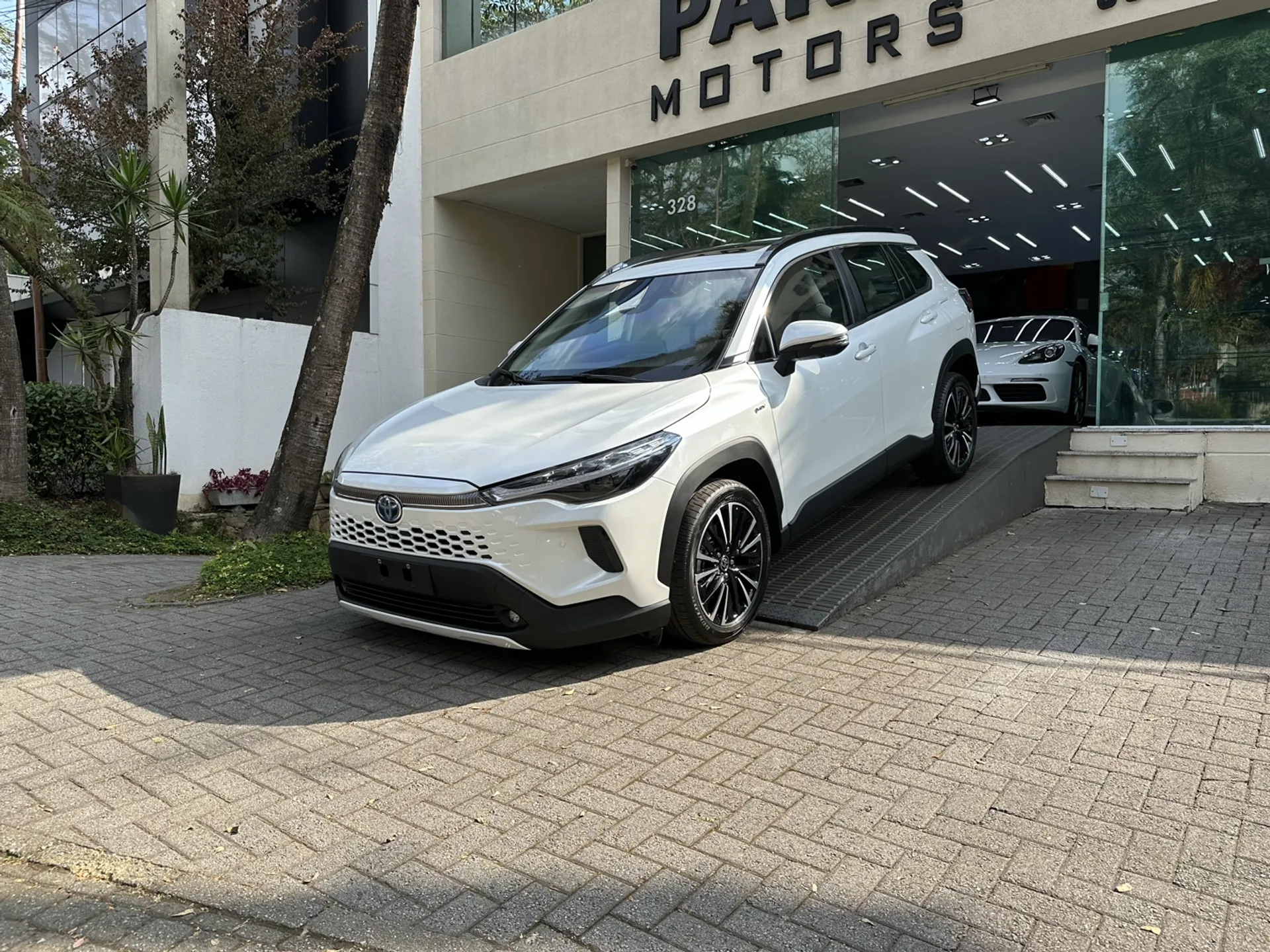 Toyota Corolla Cross XR tem aumento de R$ 3.980 em agosto